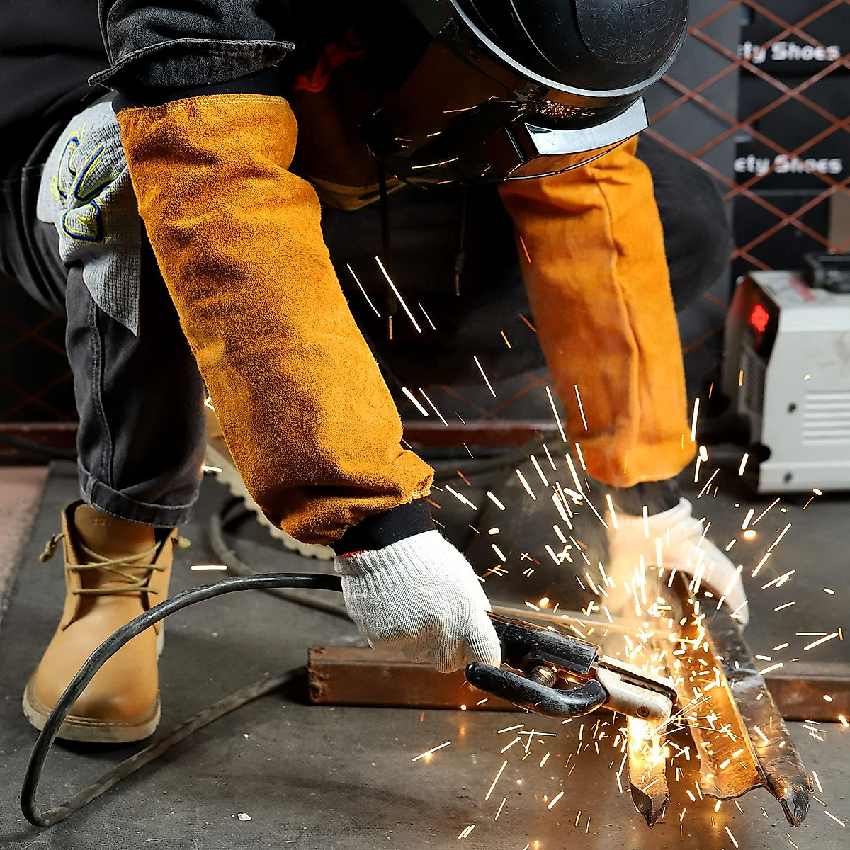 Benozit 18inch Leather Welding Sleeves for Men&Women, Heat & Flame Resistant Arm Protection, Heavy Duty Work Arm Guard, Puncture Resistant Sleeves for Garden