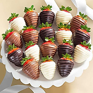 Golden State Fruit 18 Piece Chocolate Covered Strawberries, Berry Bites
