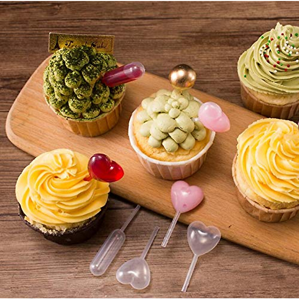 100 Pcs 4ml Heart Shape Plastic Dropper Disposable Liquid Essential Oil Transfer Dropper Pipettes Plastic Squeeze Transfer Pipettes for Cupcakes Lollipops Ice cream