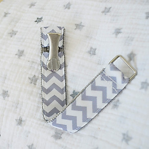LatchPal Hands-Free Nursing Clip - Holds up Clothing to Make Breastfeeding and Pumping Easier, an Ideal Nursing Cover Accessory, Gray Chevron Pattern