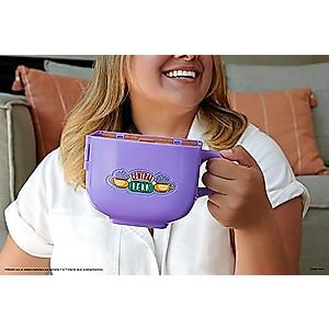 Polly Pocket Playset, Friends Compact With 6 Dolls and 9 Accessories