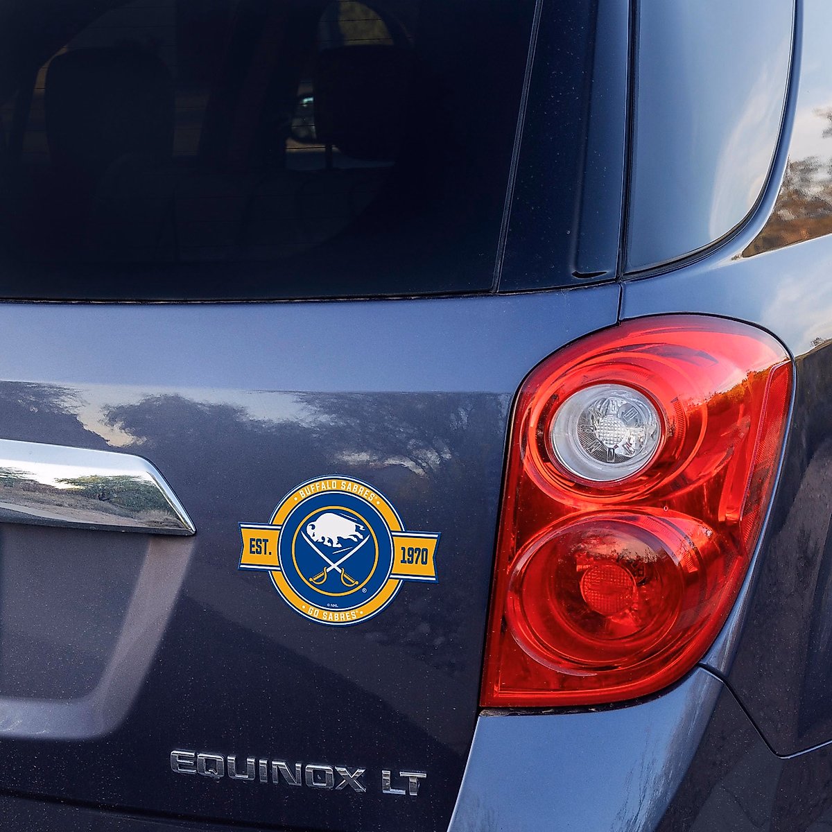 Rico Industries NHL Hockey Buffalo Sabres Standard Badge Magnet - for Car, Fridge