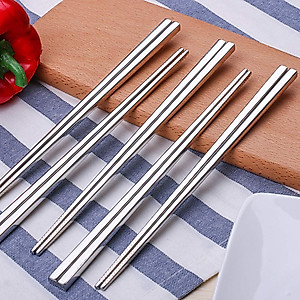 LIUNA Reusable Metal Chopsticks 304 Stainless Steel Chopsticks 9 Inch Mirror Polish Square Chop stick 5 Pairs Gift Set