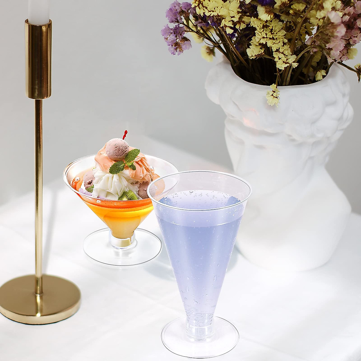 KesaPlan 40 Pack 2 Style Plastic Martini Glasses Disposable Cocktail Glasses 5/8.5 oz Martini Plastic Cocktail Glasses Ice Cream Dessert Cups with Spoons for Appetizer, Outdoor Parties, Weddings