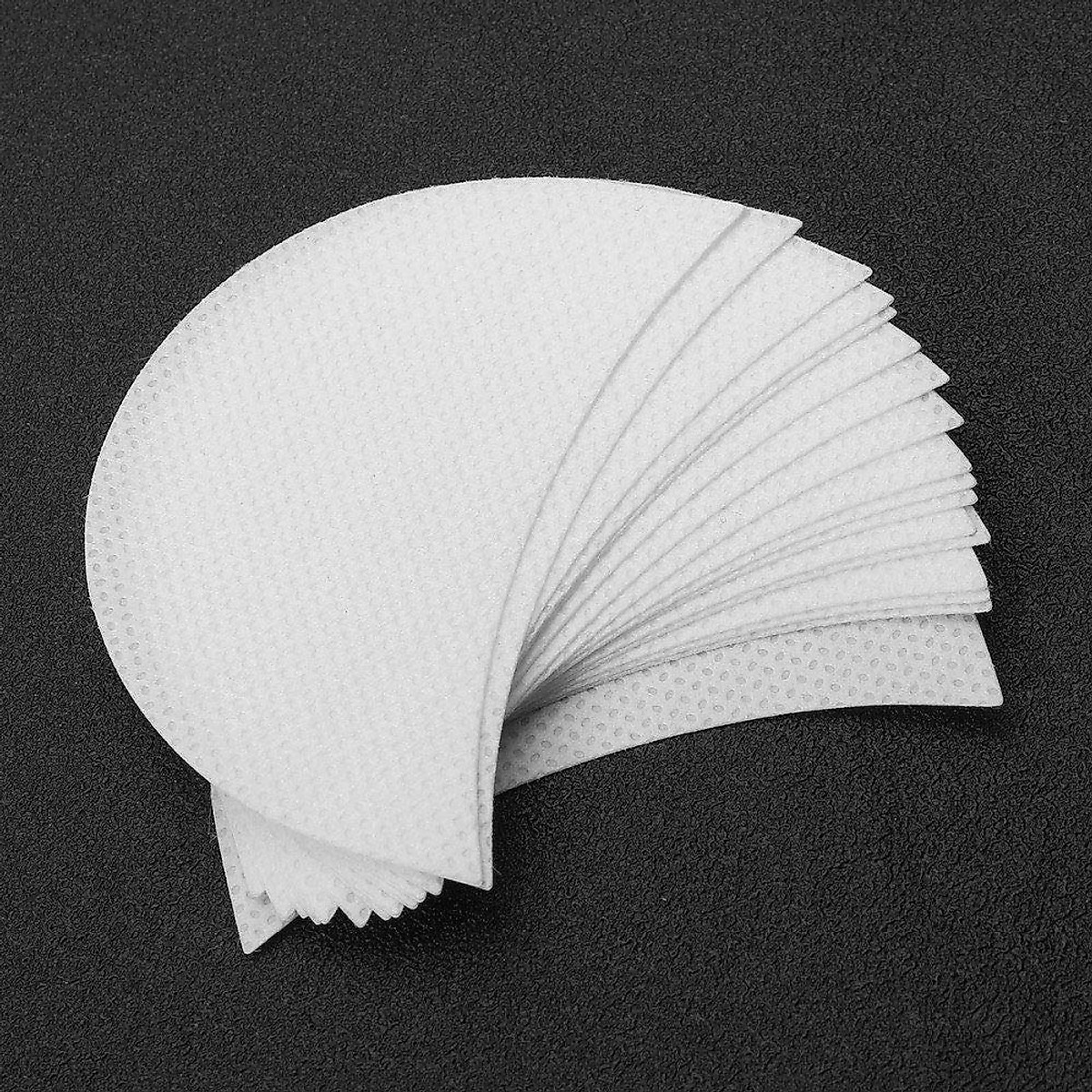 ForSewian 200 Pcs Eyeshadow Shields, Professional Lint Free Eye Pad Under Patches - Prevent Makeup Residue for Eyelash Extensions and Tinting Makeup