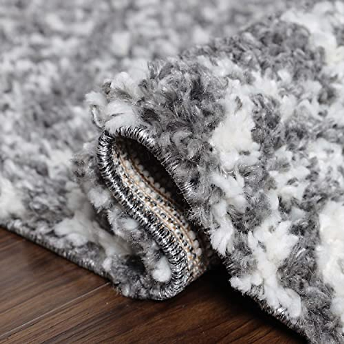 SUPERIOR Indoor Shag Area Rug Perfect for Bedroom, Kitchen, Laundry Room, Entryway, Office, Playroom, Plush Fuzzy Carpet Cover, Contemporary Modern Boho Geometric, 8' x 10', Cream-Black