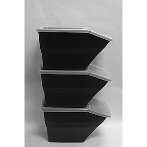 WTM BBCL- Three Pack of Stackable Bins with Hinged Lids 24 Quart Size (pack of 3)