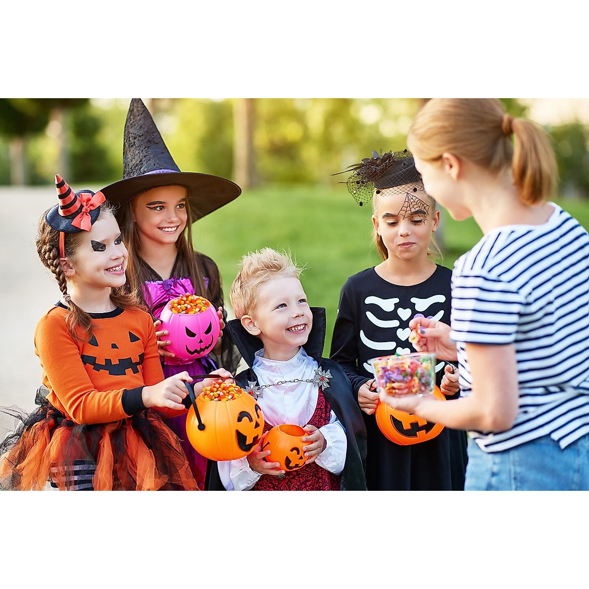 Fruidles Halloween Candy Corn Treats, Fun & Festive Holiday Snacking, Nut-Free, Dairy-Free (4oz Bag)