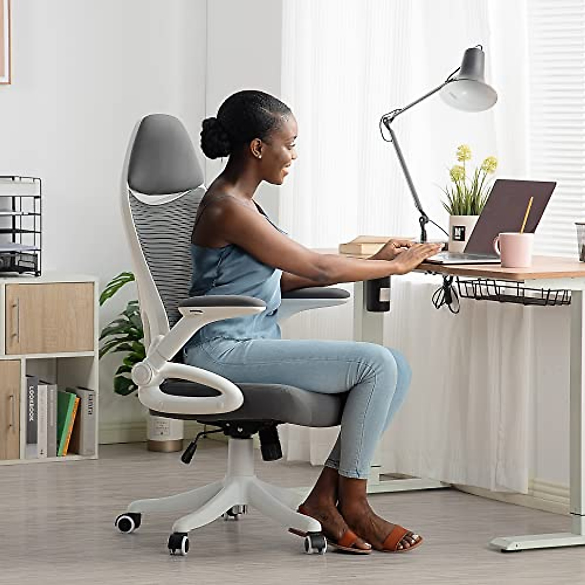 NORDICANA Ergonomic Office Chair - Swivel Desk Chair with Adjustable Armrest, Lumbar Support - Mesh High Back Computer Gaming Chair, Home Office Chairs, Executive Revolving Chair (Grey)