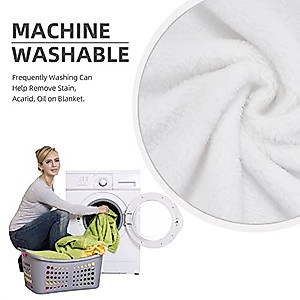 Gifts for Girls Boys Soft Warm Plush Truck Blankets Throw Flannel Blankets Comfortable Bedding Gifts for Couch Bed Sofa All Season