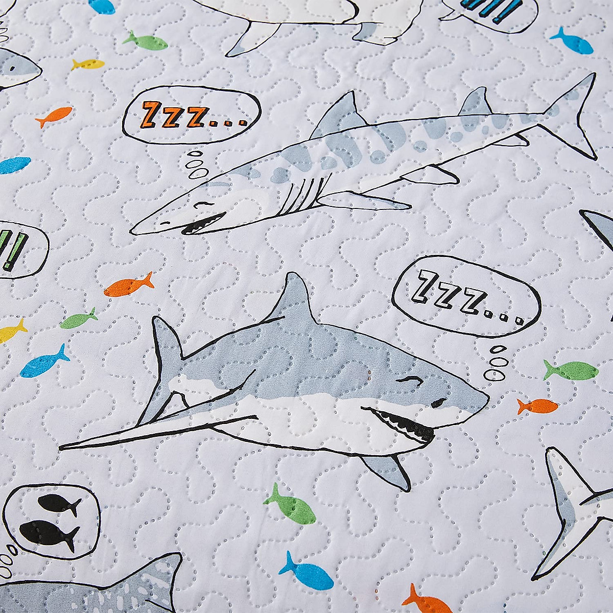 Beach Bedding Kids Twin Size Quilt Set Shark Quilt Bedding Summer Cool Lightweight Quilt Coastal Bedding Reversible Quilt Bedspread Ocean Quilt Grey Shark Animal Quilts Coverlet with Pillow Shams