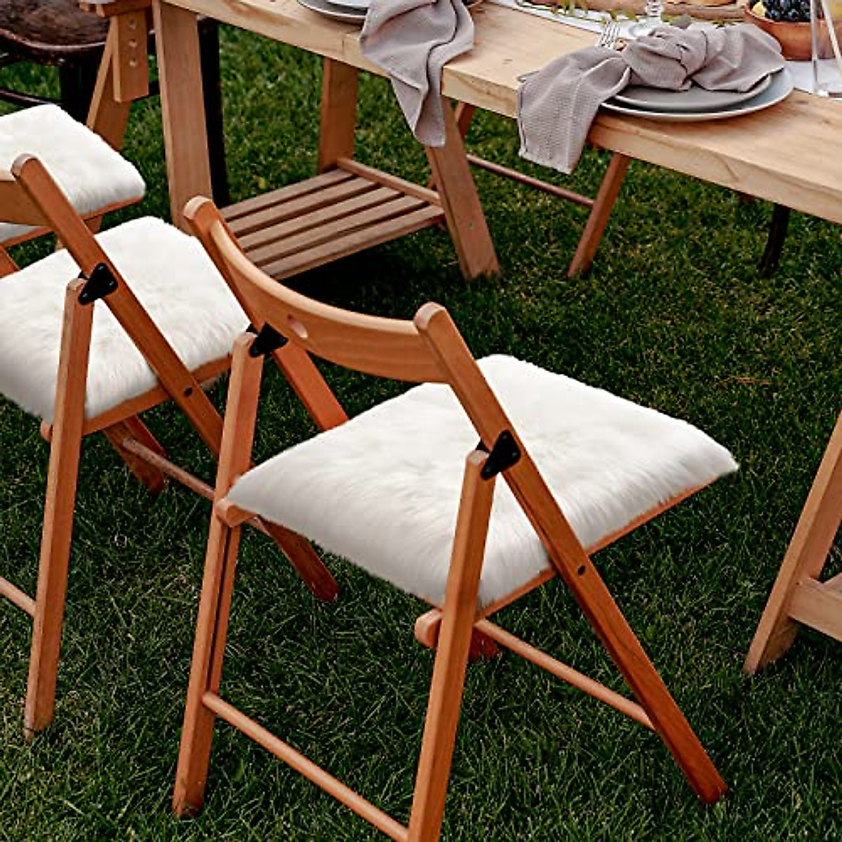 Soft Faux Sheepskin Chair Cushion, White 1.6' x 1.6' Square Fluffy Faux Fur Area Rug, Bedroom Seat Cushion Throw Chair Cover for Living Room Dorm Sofa Decor