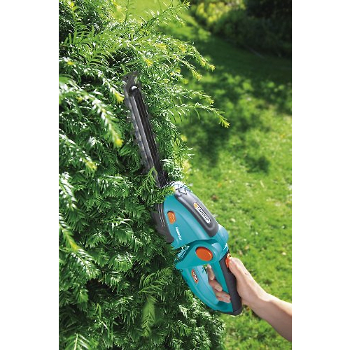 Gardena 8895-U 7-Inch Cordless Lithium Ion Shrub Shears, Comfort Cut