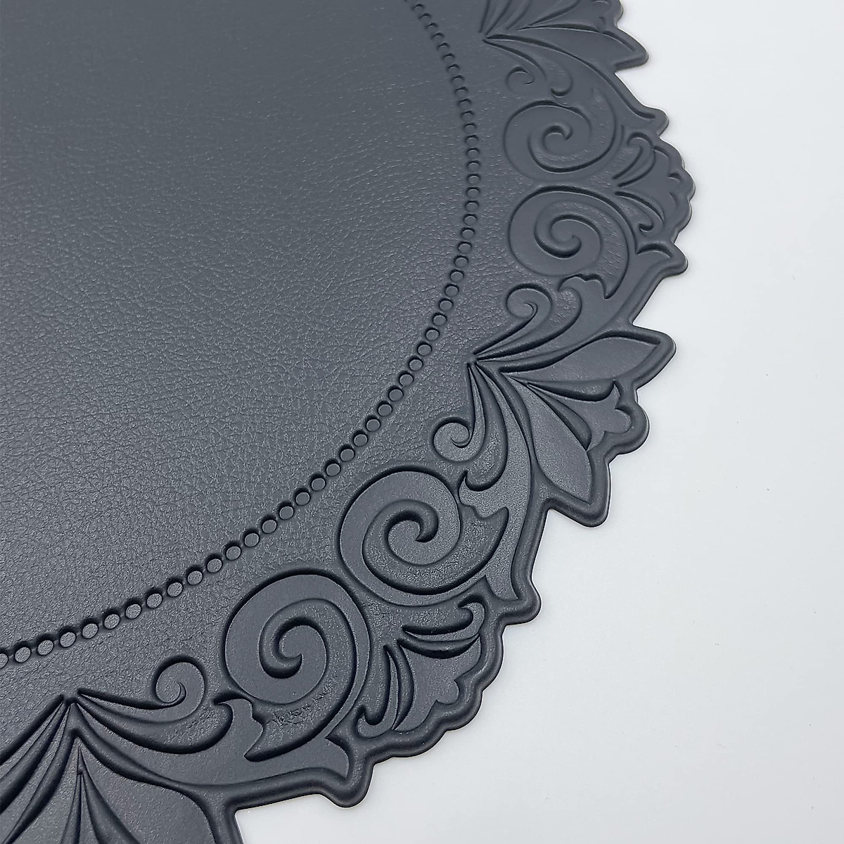 Canglifull European Embossed Waterproof Faux Leather Round Table Placemats Set of 6, Wipeable and Washable, Suitable for Round Tables, Dining Tables for Home Kitchen Decoration (Black)