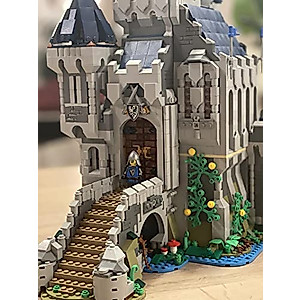 Street View Series MOC-101775 Medieval Castle MOC European Medieval Black Falcon Knight's Castle Assembled Building Blocks Educational Toy Set Compatible with L-e-g-o（3284PCS）