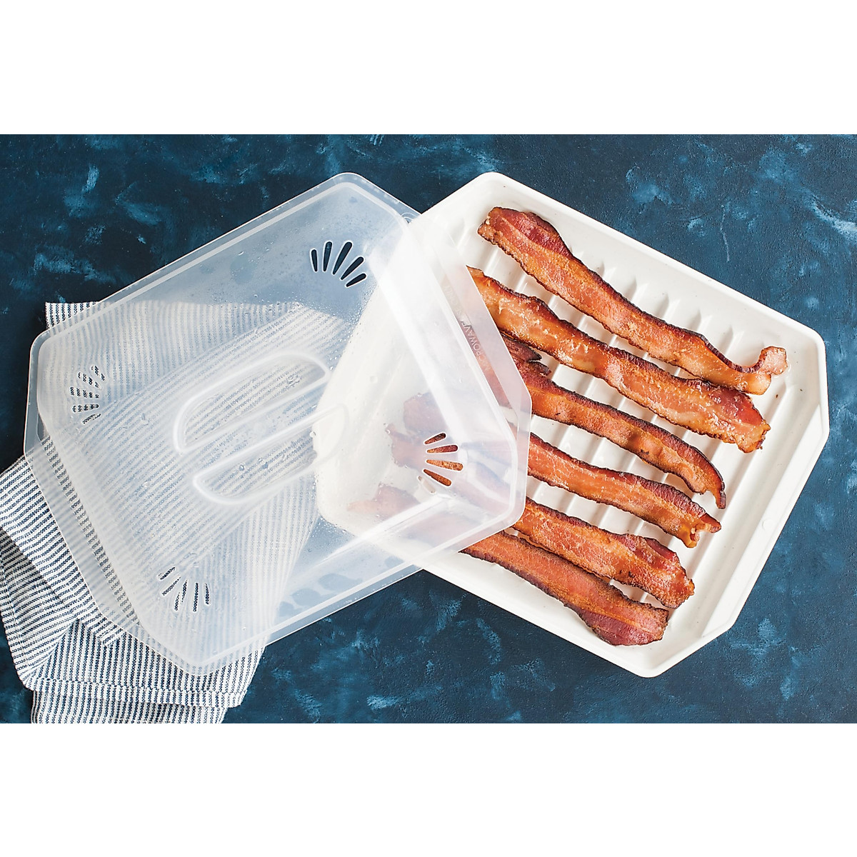 Nordic Ware Bacon Rack with Lid, 10.25x8x2 Inches, White