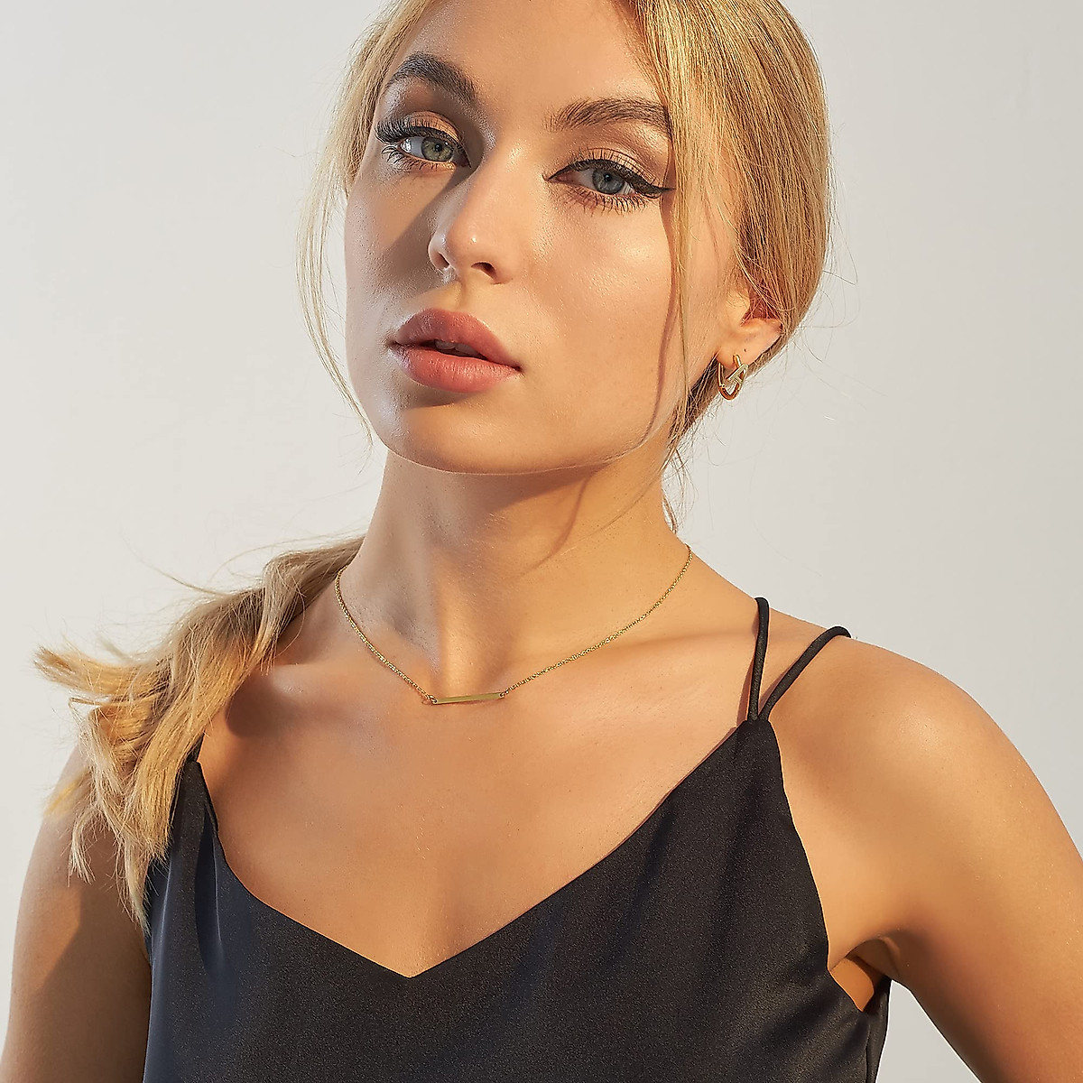 Estendly Simple Gold Bar Necklace Womens Delicate Handmade Gifts for Teen