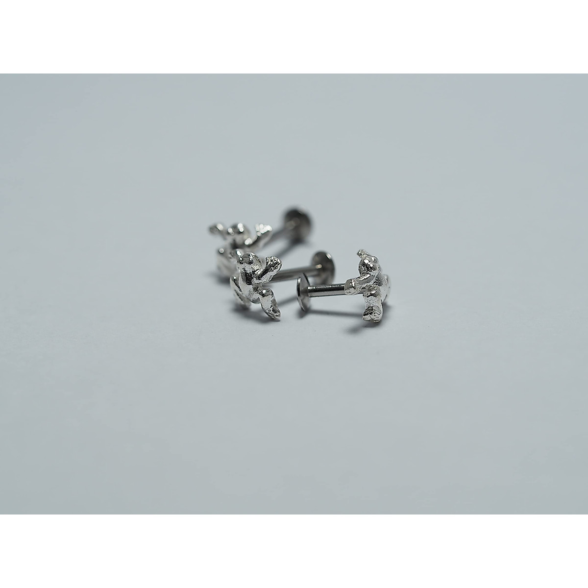 Sterling Silver Frog - 16g Surgical stainless steel Labret Barbell, Push Pin Post, Flat Back,Cartilage earring, Nose stud, Piercing Jewelry (8 Millimeters)