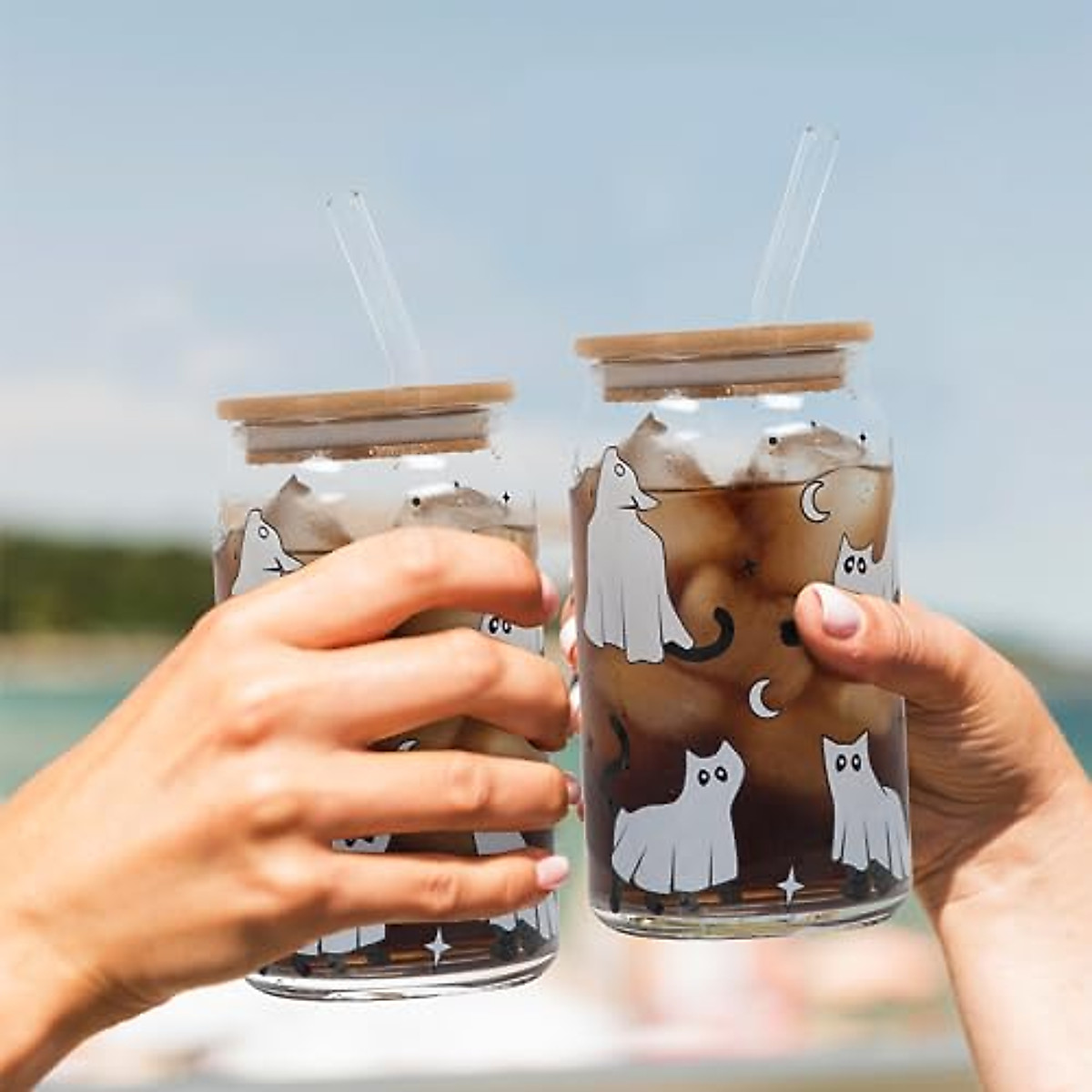 Joyseller Halloween Iced Coffee Can Glass, 16oz Halloween Cute Ghost Cat Glass Cup with Lid and Straw, Halloween Tumbler Beer Can Glass, Halloween Gifts, Halloween Decorations