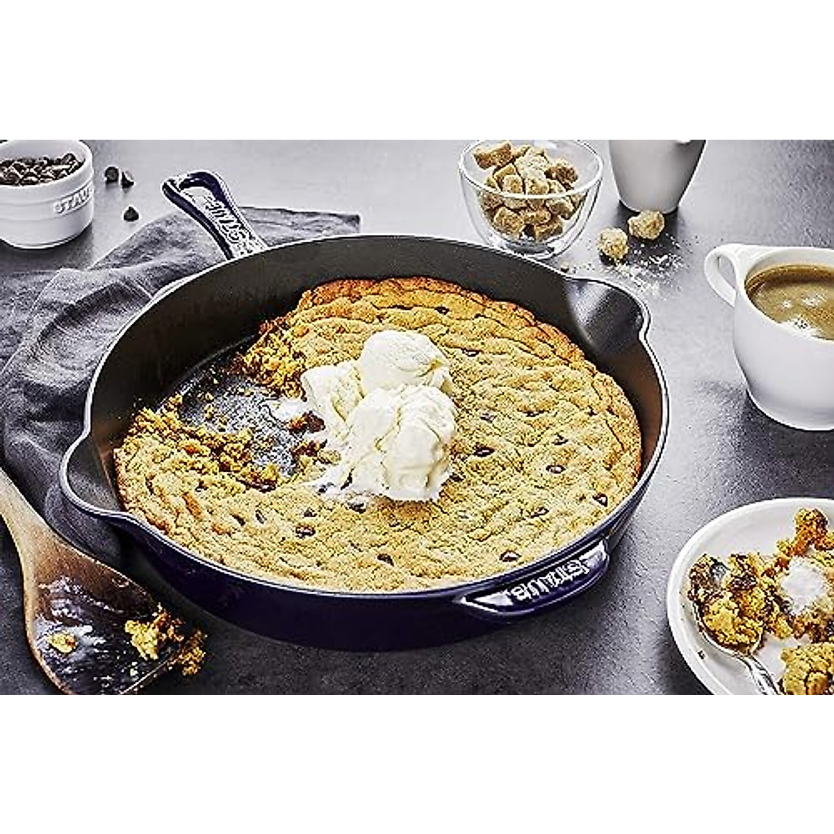 Staub Cast Iron 11-inch Traditional Skillet - Matte Black, Made in France