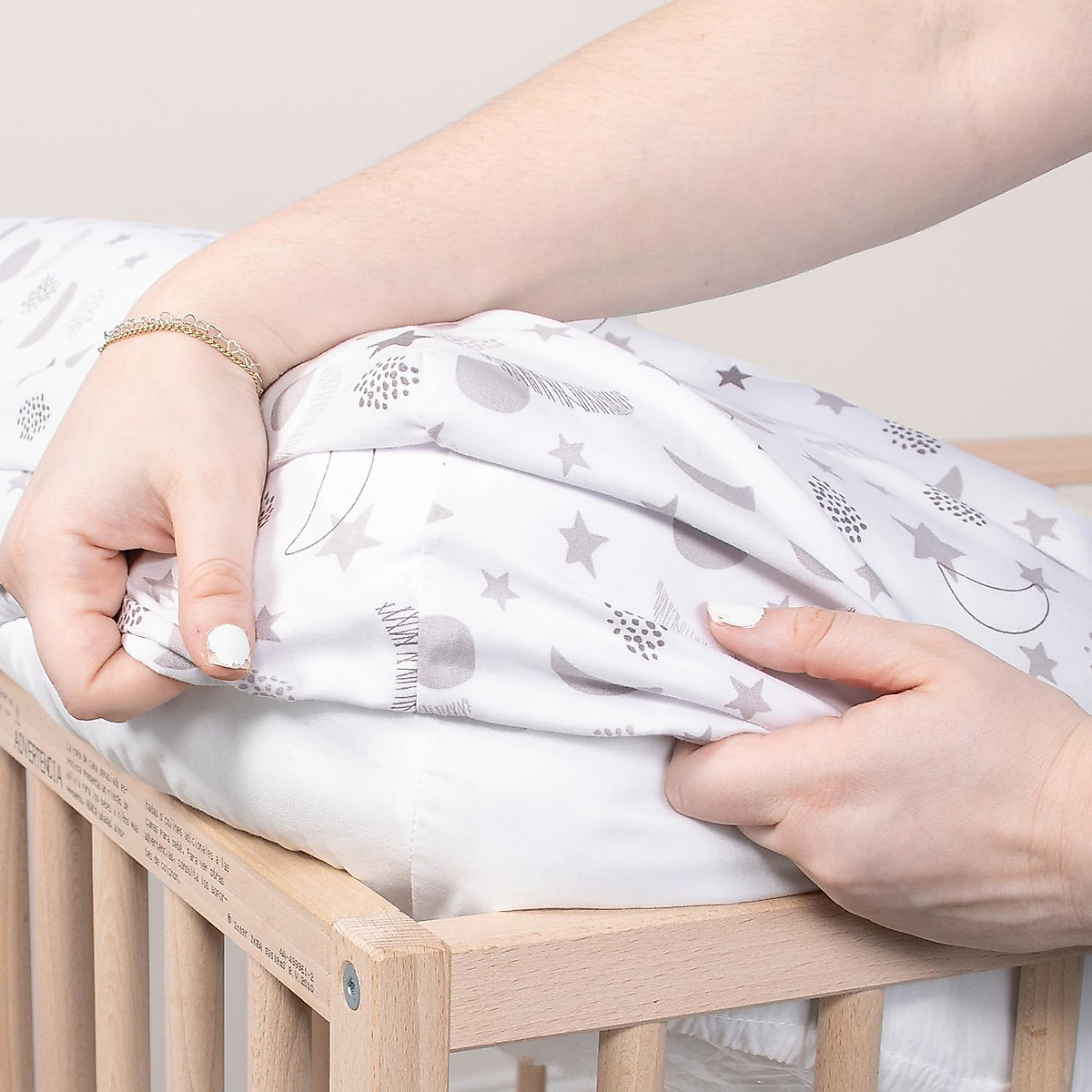 The Peanutshell Grey Moon & Stars Fitted Crib Sheet Set, Unisex 4 Pack Celestial Print, Grey & White