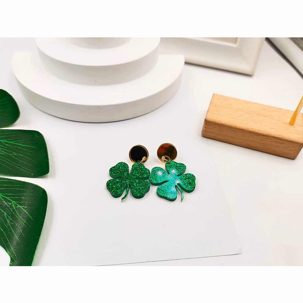 St. Patrick's Day Earrings for Women,Irish Shamrock Acrylic Dangle Earrings, Green Hat Clover Horseshoe Drop Earrings for Irish Festival (A)