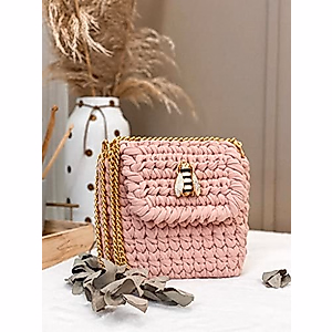 AMORINO FIOS Premium 36mm t-Shirt Yarn (Terracotta), Very Soft Crochet Yarn, Crochet Yarn with Perfect Elasticity and Softness, Yarn for Crafts, knotless Cotton Yarn, Macrame t-Shirt Yarn.