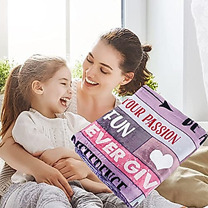 YunTu to My Daughter Blanket from Dad Mom, Warm Letter Throw Blanket for Daughter, Birthday Gifts for Daughter from Mom Dad, Valentine's Gifts for Daughter (Pink Letter, 50 x 60inches(130x150cm))