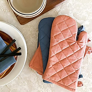 Full Circle Kind Collection Plant-Dyed Organic Cotton, Oven Mitt, Indigo