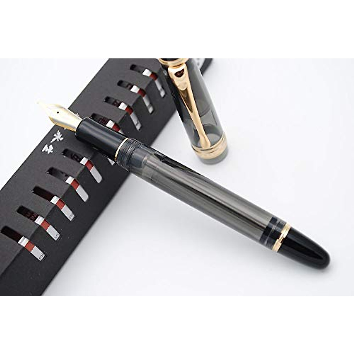 czxwyst 699 Negative Pressure Vaccum Filling Fountain Pen Original Box (Black with Golden Clip and Solid Grip, Medium Nib 0.7mm)