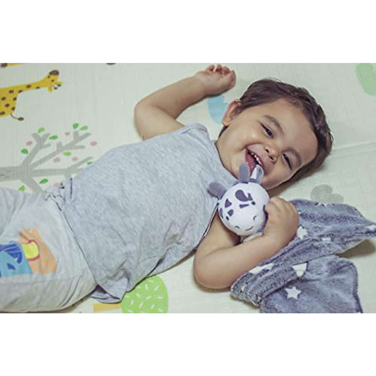 Believe BigDreams Giraffe Lovey Blanket - Grey Baby Security Blankets for Girls - Polyester Baby Boy Security Blanket Lovies for Babies Glows in The Dark Stuffed Blanket Animal