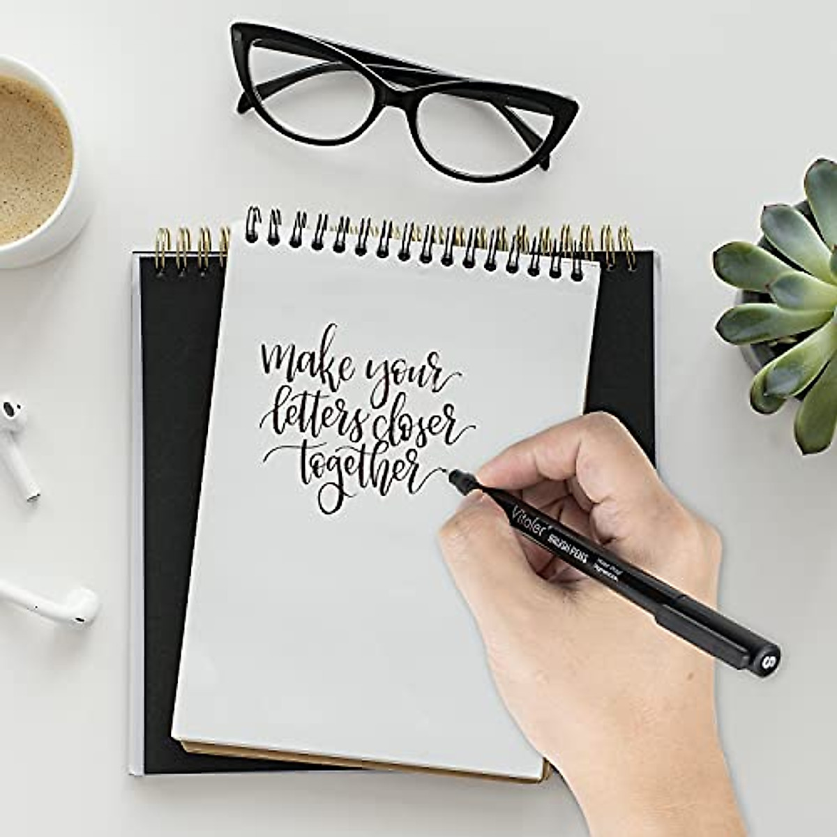 Vitoler Calligraphy Pens, Hand Lettering Pens, 5 Pack Black Ink Technical Pens For Beginners, Writing, Drawings, Sketching,Signature,Bullet Journaling,Caricature Illustration,Scrapbooking
