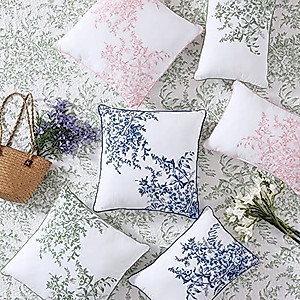 Laura Ashley Throw Pillow Decorative Pillow for Couch or Bed, Cottage Home Décor, 14 x 20, Bedford Green