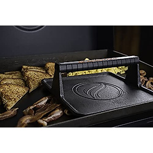 Blackstone XL Griddle Press, 5436, Cast Iron Smooth Grill Meat Press for Crispy Bacon, Evenly Cooked Steak & Healthier Hamburgers – Sandwich Sear Press, Black