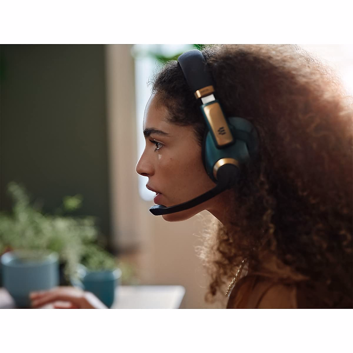 EPOS Gaming H3Pro Hybrid Gaming Headset - PC Headphones with Microphone - Noise-Cancellation, Adjustable, Smart Button Audio Mixing, Bluetooth, Gaming Suite, Surround Sound - (Racing Green)