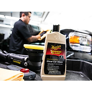 Meguiar's M0716 Mirror Glaze Show Car Glaze, Exceptional Polish Restores a Deep Wet Shine - 16 Oz Bottle