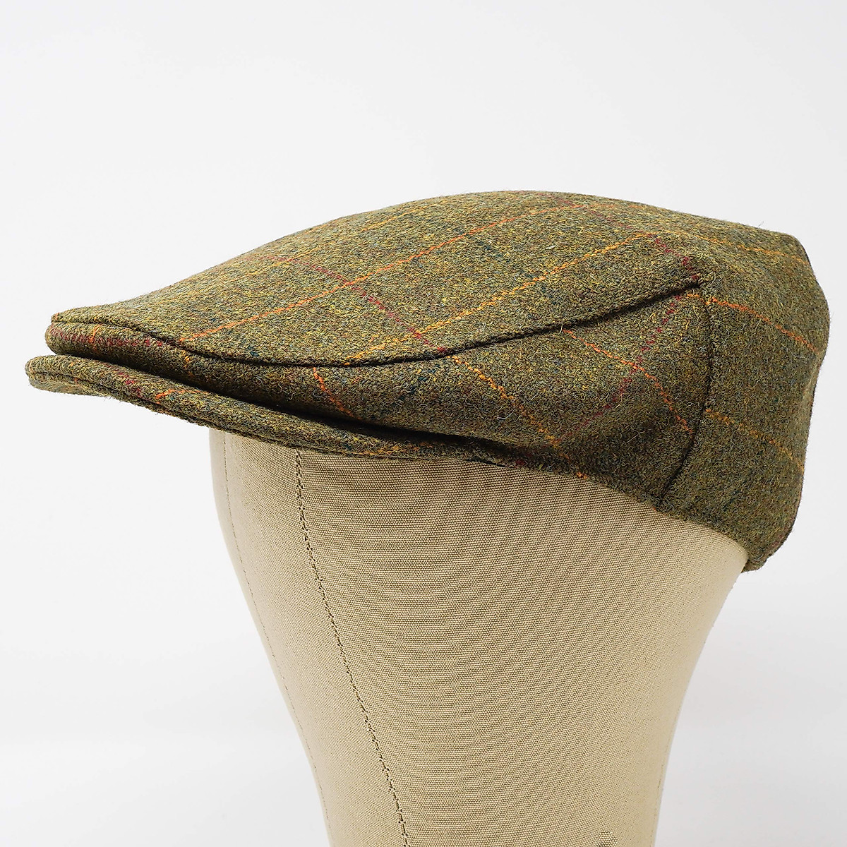 Borges & Scott Woodsman Flat Cap - Fully Waterproof – Yorkshire Tweed – 100% Wool Outer - Juniper Gold Check - 58cm