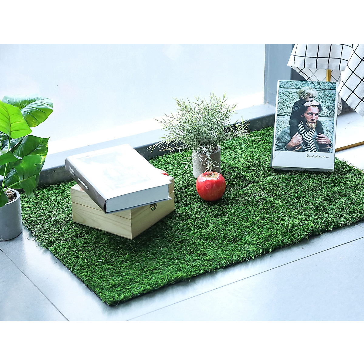 GRASSCLUB Grass Squares 8 Pack 12'' x 12'' Fake Grass Turf Patch for Placemets Centerpieces Table Runner Chicken Nesting Pads DIY Decor