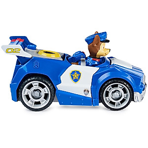 Paw Patrol, Chase’s Deluxe Movie Transforming Toy Car with Collectible Action Figure, Kids Toys for Ages 3 and up