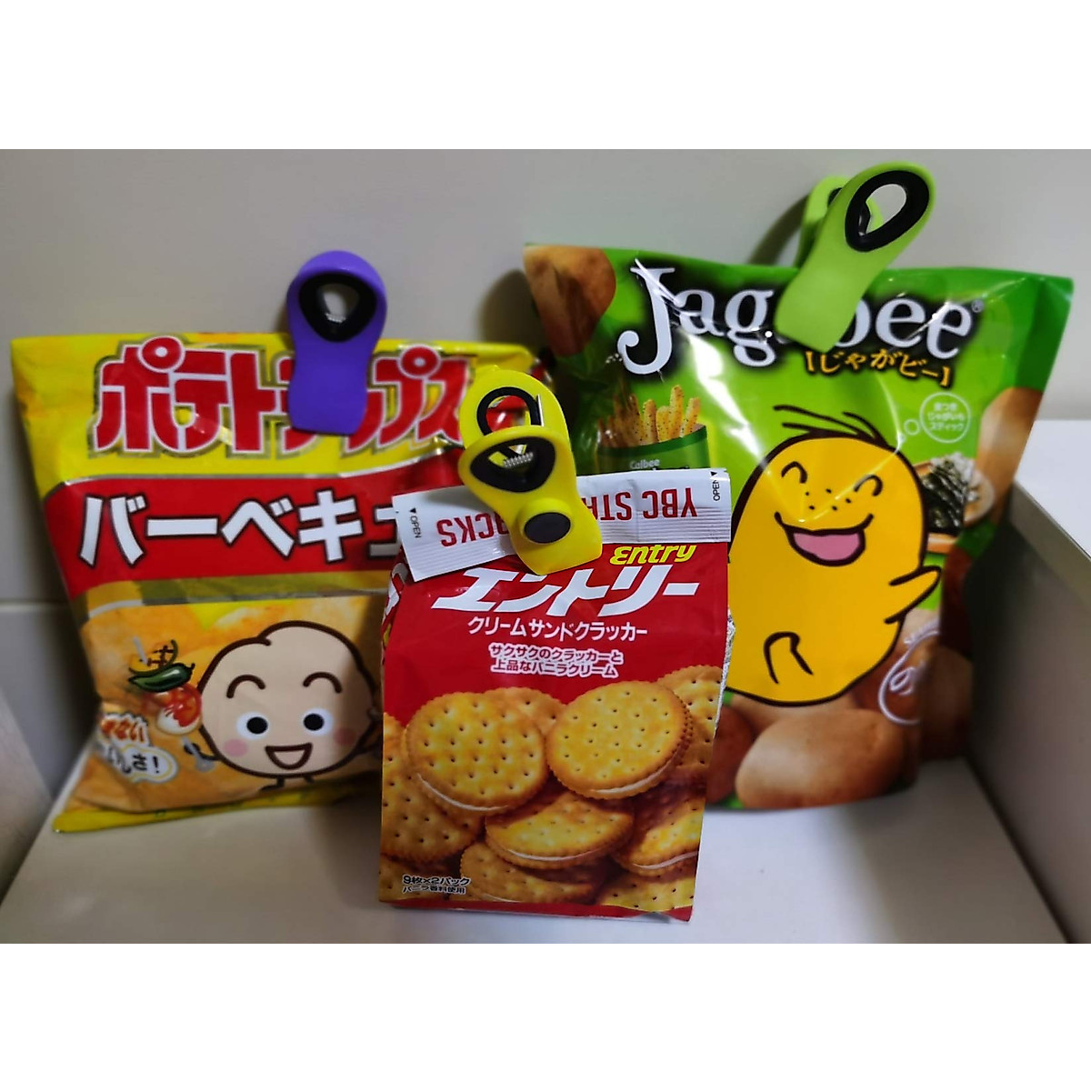 9Pcs Chip Bag Clips Magnetic Refrigerator Clips - Multicolored Food Sealing Clips, Food Clips use for Food and Kitchen Storage, Chip and Snack Bag Clips, Fun Fridge Clips