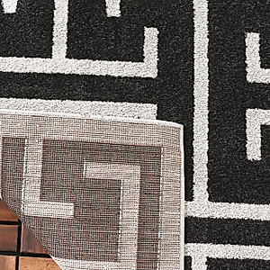 SAFAVIEH Amherst Collection Accent Rug - 4' x 6', Anthracite & Light Grey, Geometric Design, Non-Shedding & Easy Care, Ideal for High Traffic Areas in Entryway, Living Room, Bedroom (AMT404G)