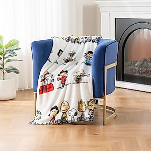Berkshire VelvetLoft Peanuts Snoopy Cute Character Plush Throw Blanket, Peanuts Gang, Throw (55" x 70")
