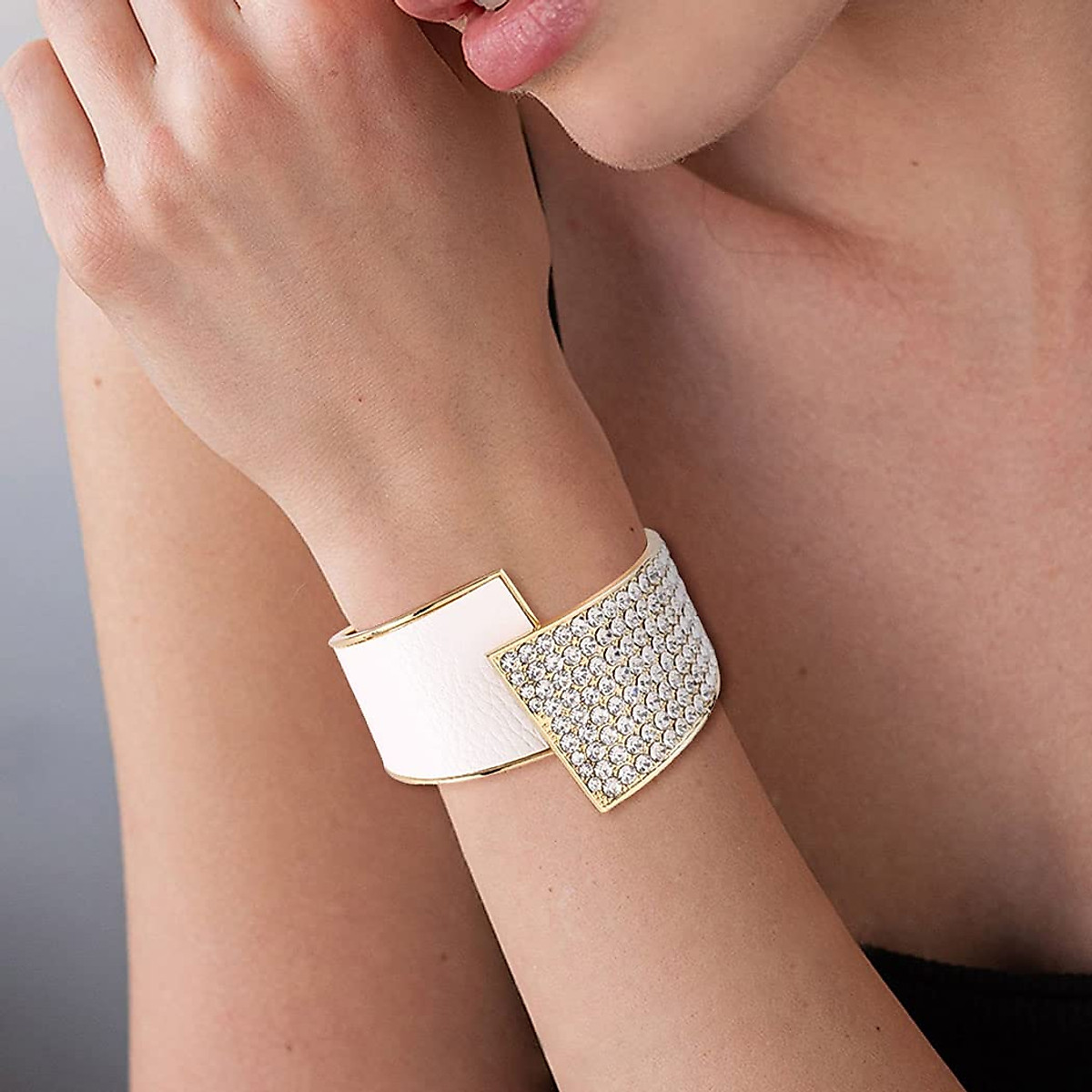 ELABEST Stylish Rhinestone Bracelet White Cuff Bracelets Stretch Bracelets Sparkly Hand Chain Wedding Parties Jewelry Accessories for Women (White)