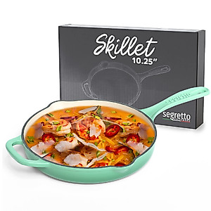 Segretto Cookware Enameled Cast Iron Skillet, 10.25-IN Verde Chiaro (Light Green) Enamel Skillet Pan, No Seasoning Required and Cast Iron Frying Pan