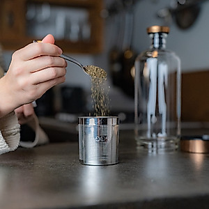 1 Liter Alcohol Infuser - Vodka Infuser - Alcohol Infusion Vessel - Infusion Jars for spirits - Infusion Bottle - Kitchen Gadget for Alcohol Lovers - Alcohol Bottle - Alcohol Infusion Kit