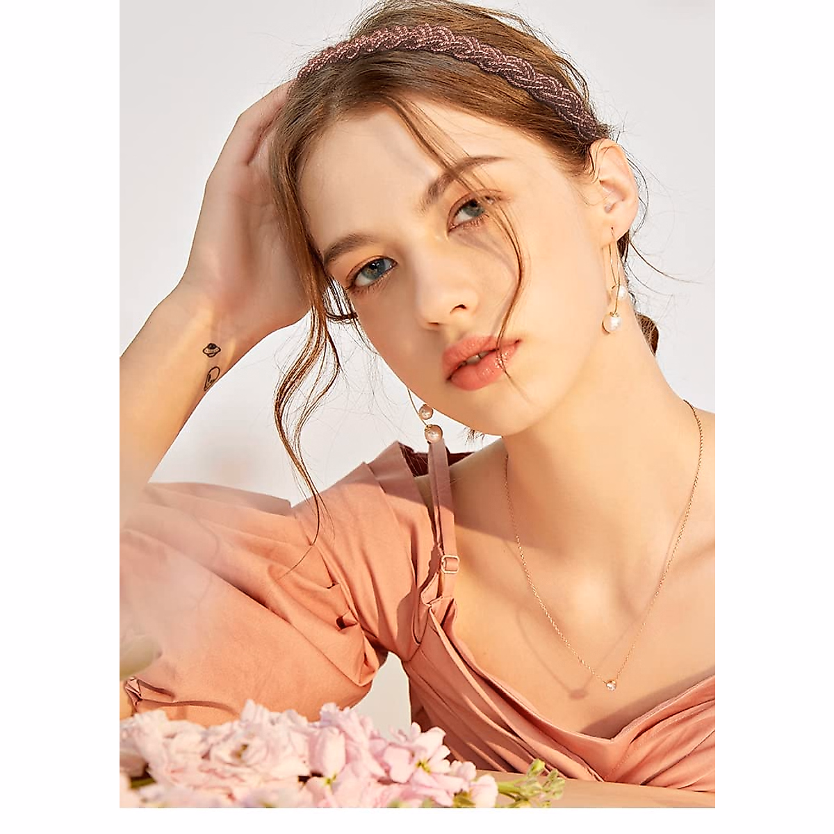 LYroo Cute Pearl Headbands Beaded Headband Metal Head Bands No Slip Fashion Hair Accessories for Women Girls,10 Pack