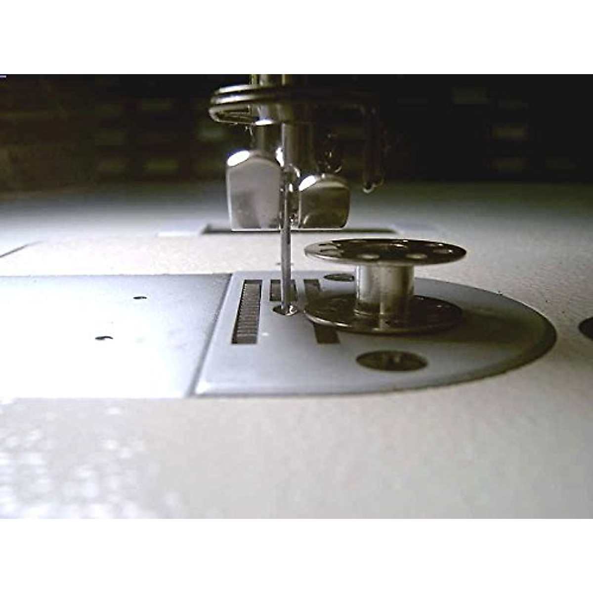 Juki DDL-8700-H Industrial Straight Stitch Sewing Machine, K.D table & Servo Motor DIY