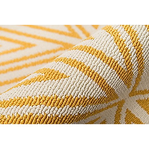 Momeni Rugs Baja Collection Area Rug, 5'3" x 7'6", Yellow
