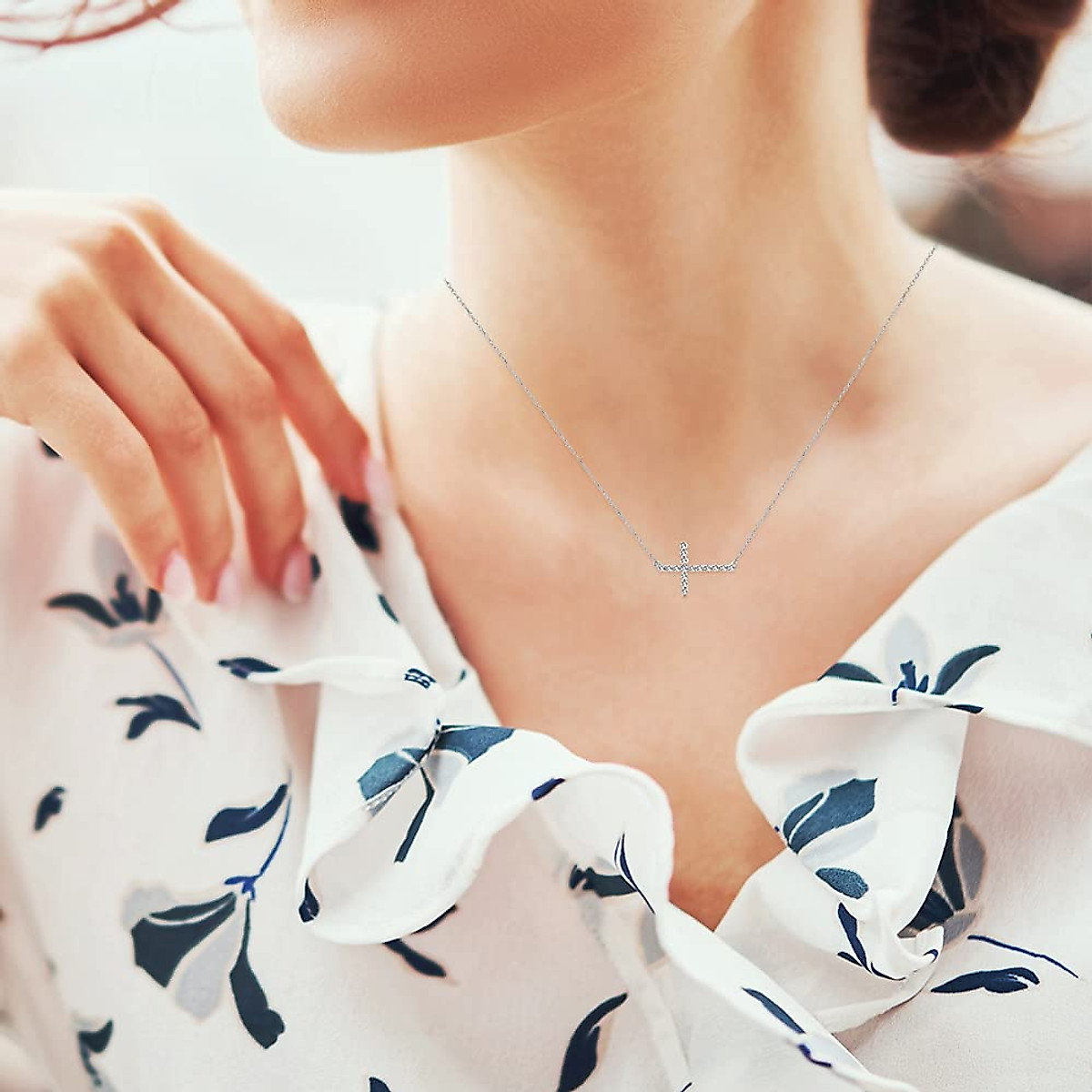 ARAIYA FINE JEWELRY 925 Sterling Silver Round-shape Diamond Sideways Cross Pendant Necklace (1/10 cttw, I-J Color, I2-I3 Clarity), 18"