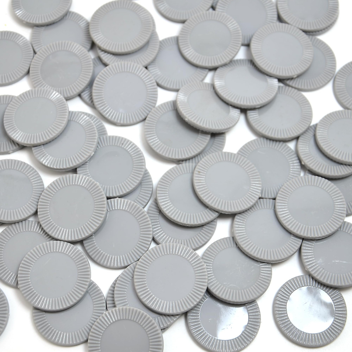 Smartdealspro 64pcs 32mm/1.26 Inch Opaque Plastic Learning Counters Disks Mini Poker Chips Game Tokens with Storage Box (Dark Gray)